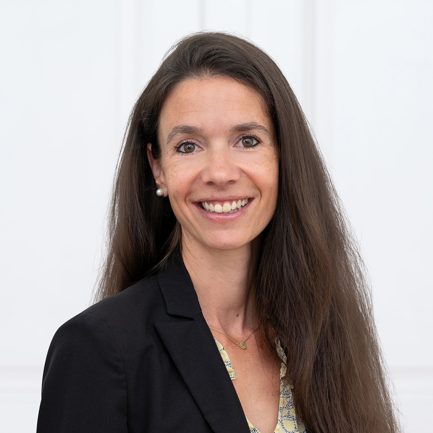 Barbara Lauber – Avenir Group